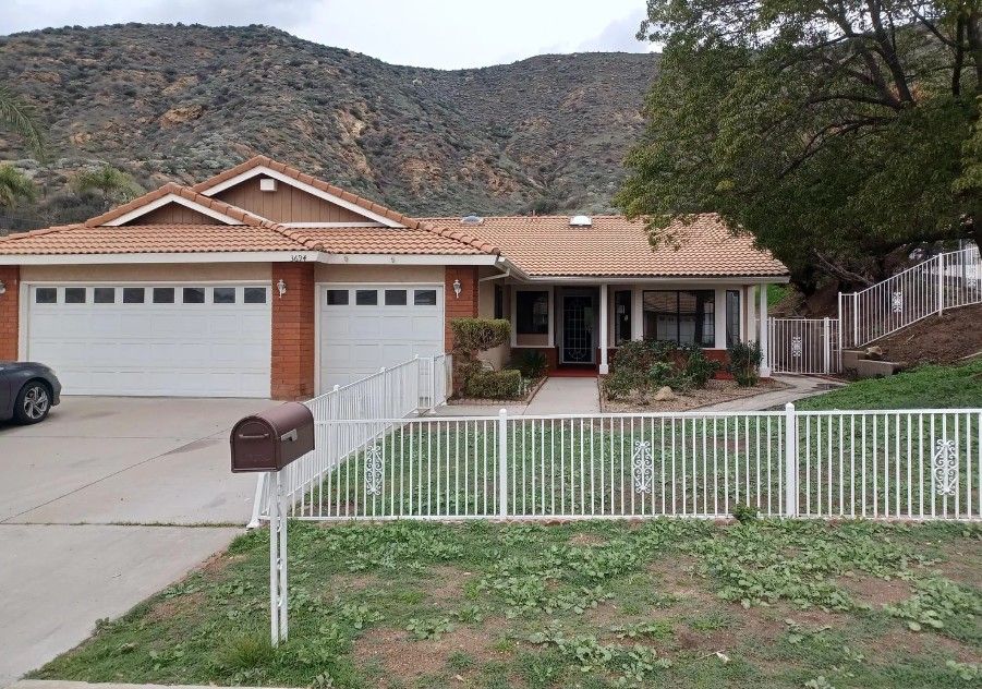 3694 Palm Crest Dr, Highland, CA 92346 – Sellers New Day Deals